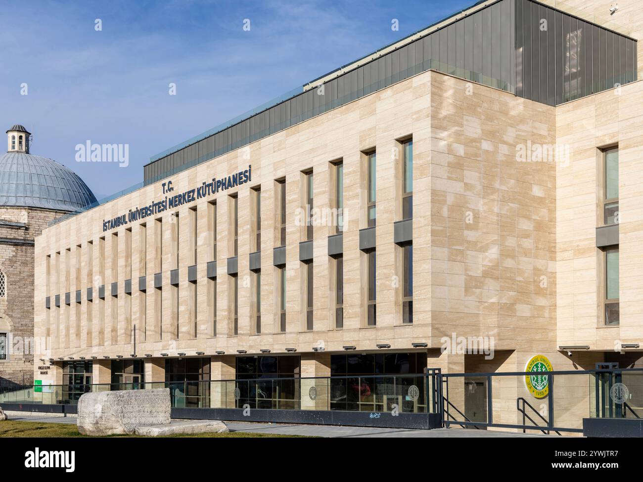 Elegant academic structure hi-res stock photography and images - Alamy