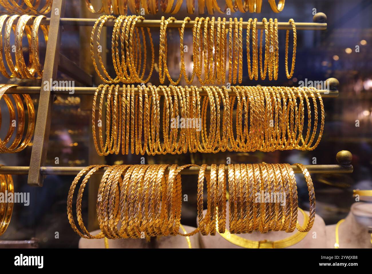 Turkish gold jewellery hi-res stock photography and images - Alamy