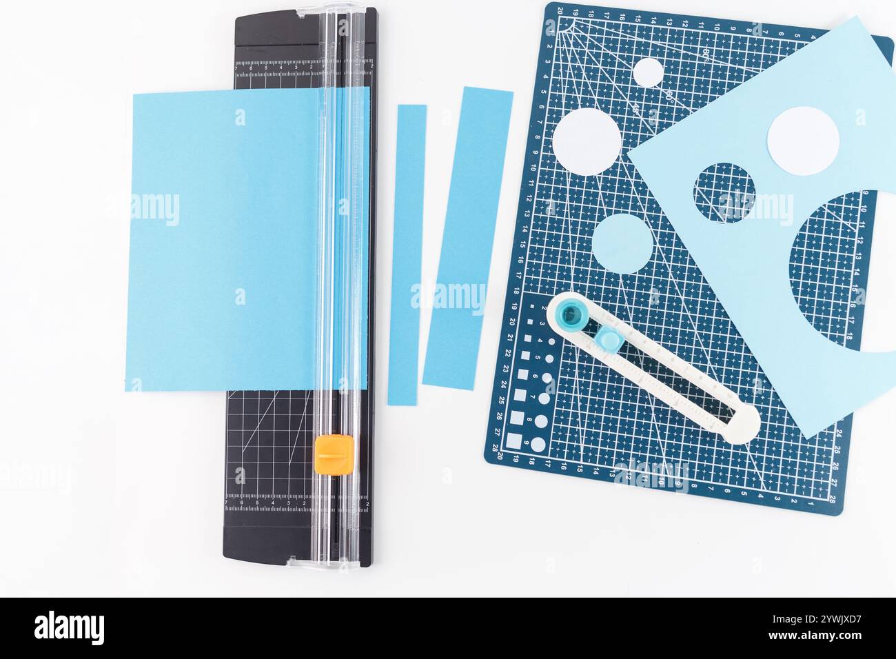 Creative paper projects Cut Out Stock Images & Pictures - Alamy