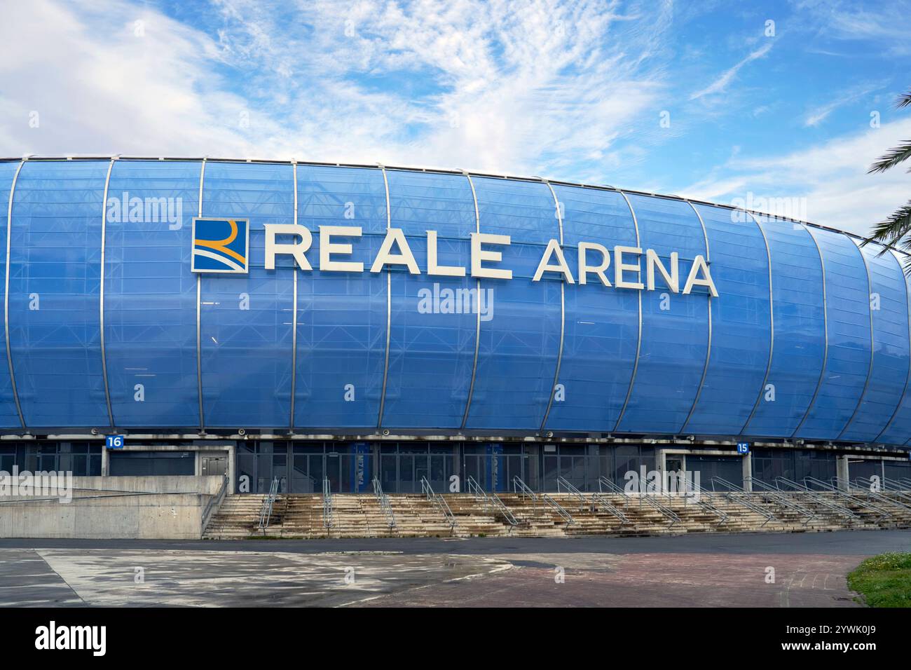 Real sociedad fans hi-res stock photography and images - Alamy