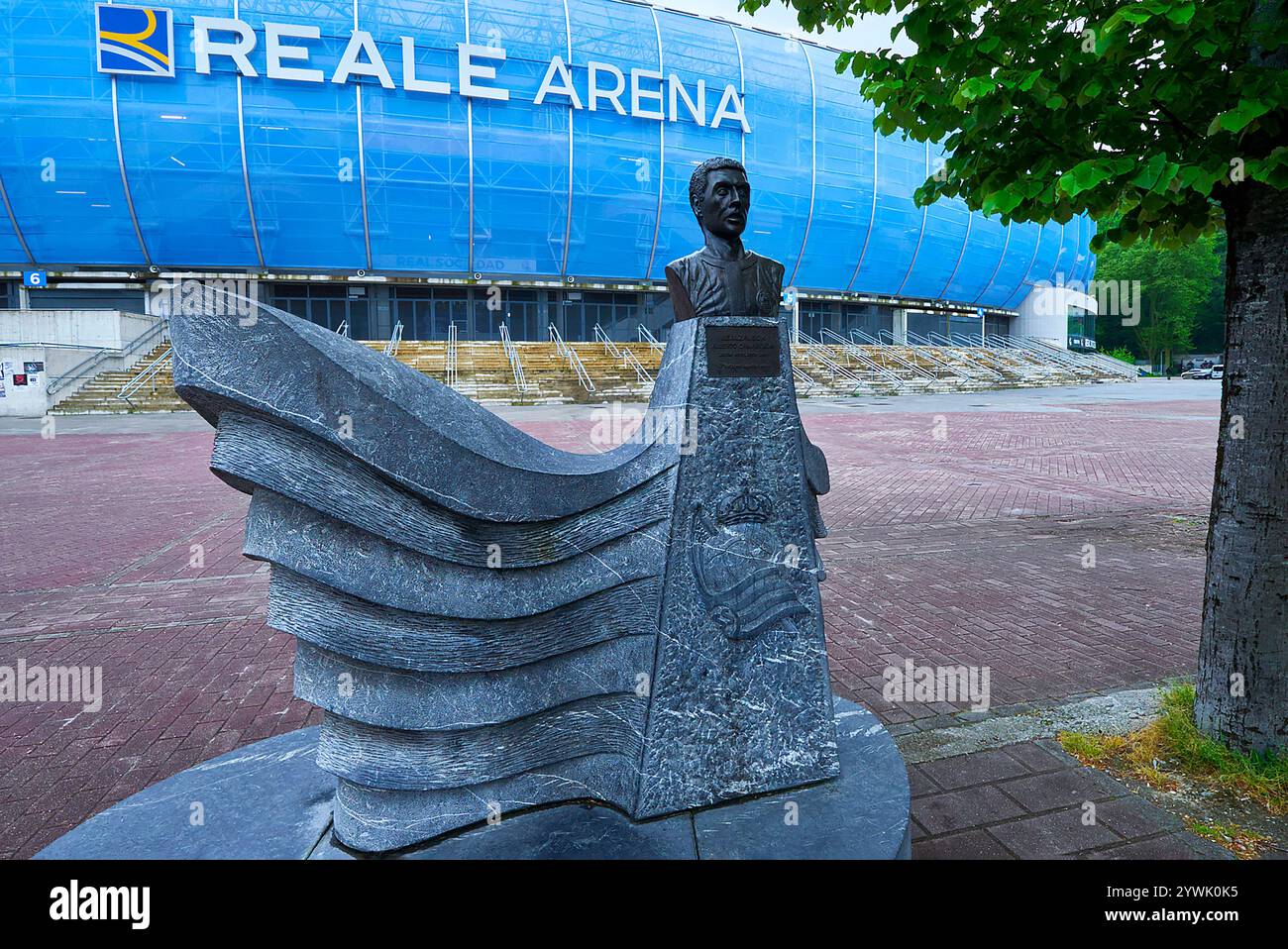Sociedad ball action hi-res stock photography and images - Alamy