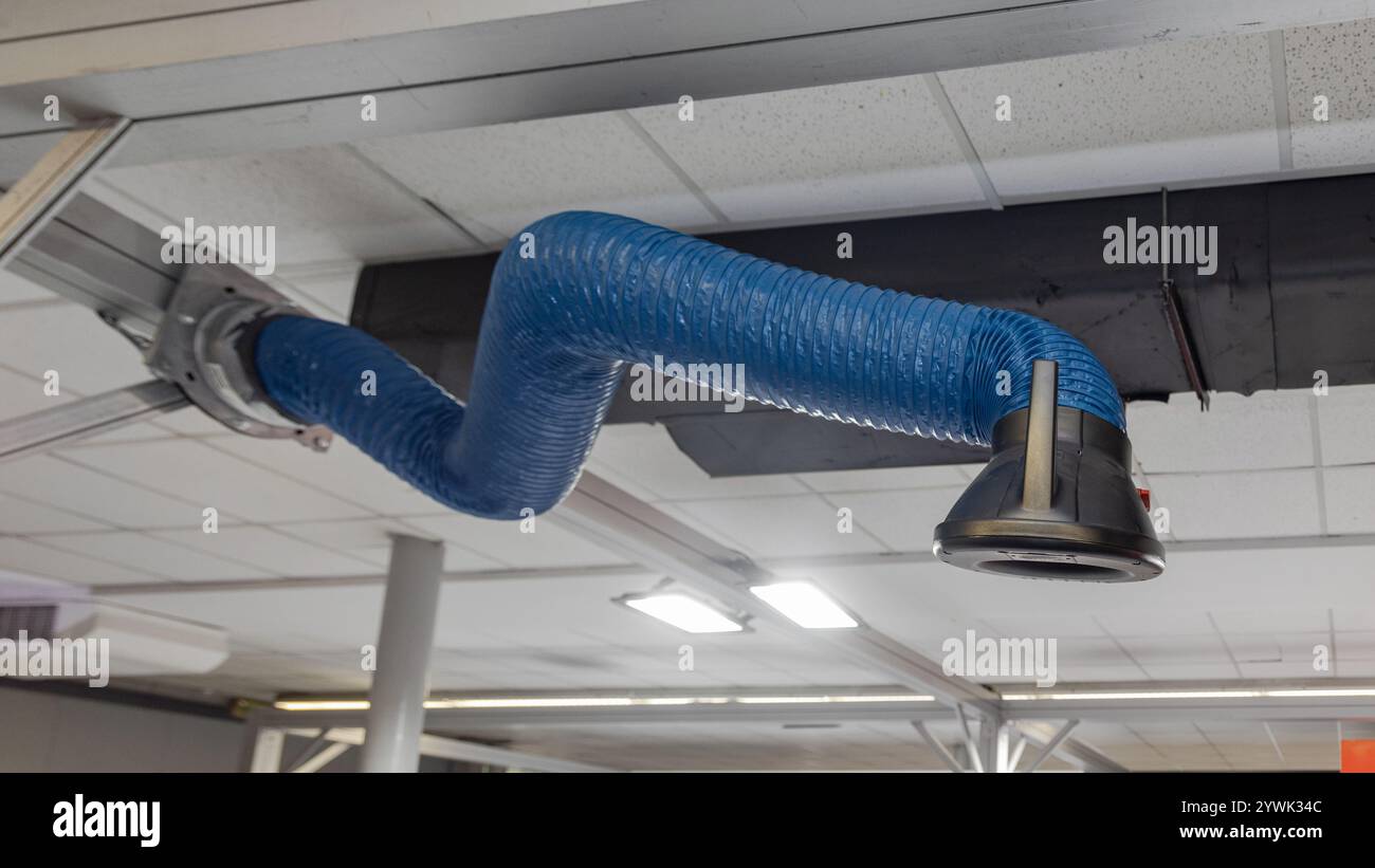 Welding extractor fan hi-res stock photography and images - Alamy