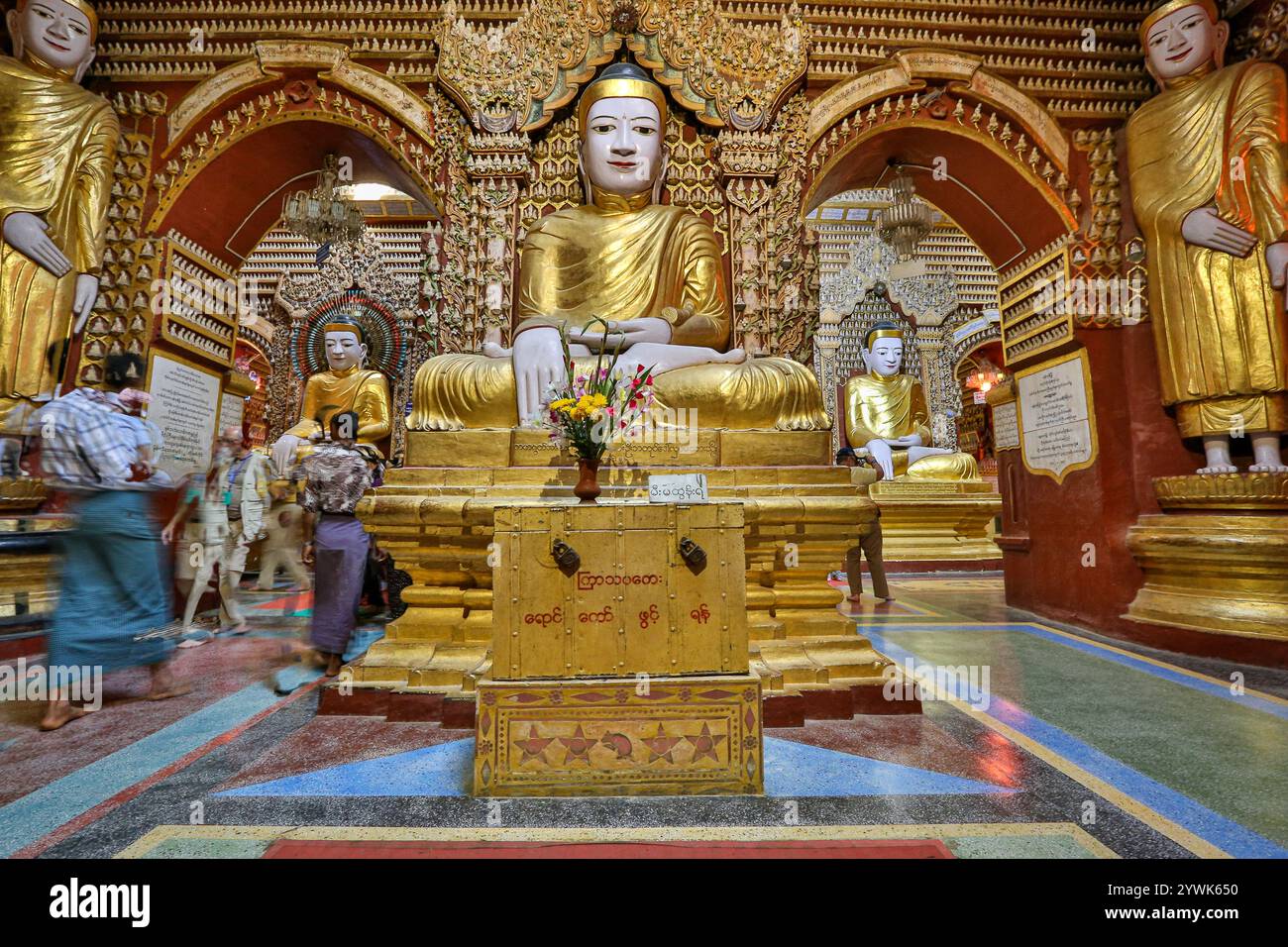 Myanmar, Buddhist temple, buddha Stock Photo - Alamy