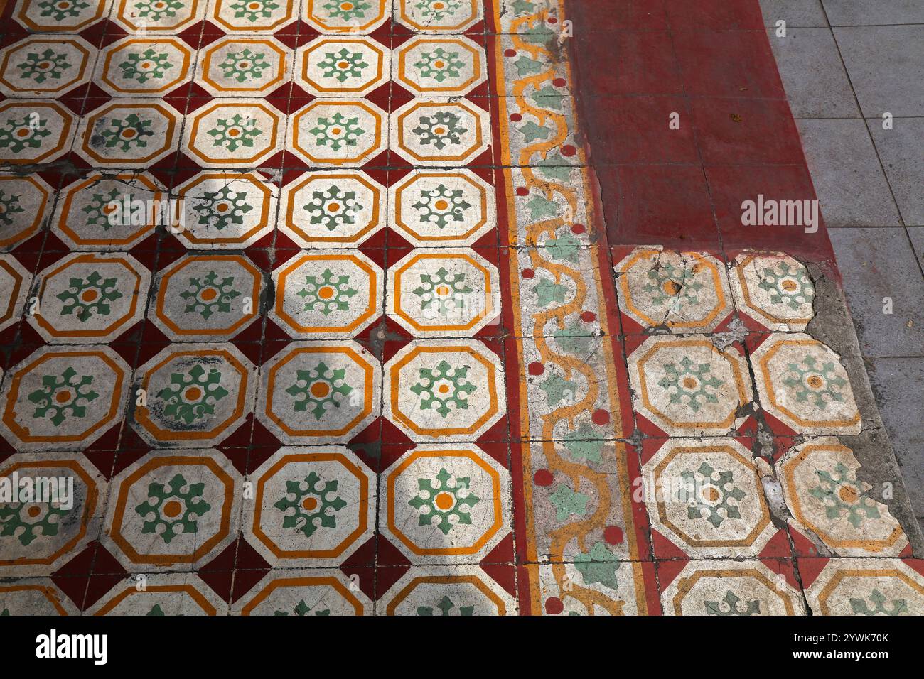 Singapore Little India - old colonial architecture street floor tiles ...