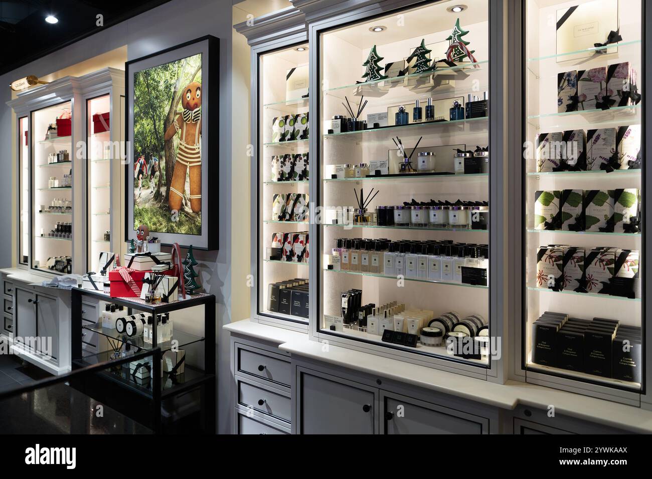 Duty free fragrance shelf hi-res stock photography and images - Alamy