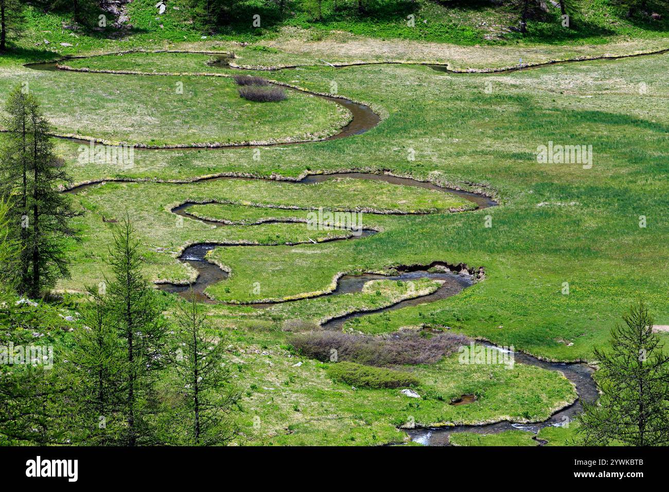 Allos Lake, 2220 m, largest natural high-altitude lake in Europe ...