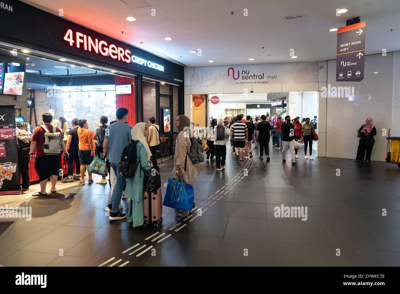 KUALA LUMPUR, MALAYSIA - DECEMBER 02, 2023: the "Four Fingers" fast ...
