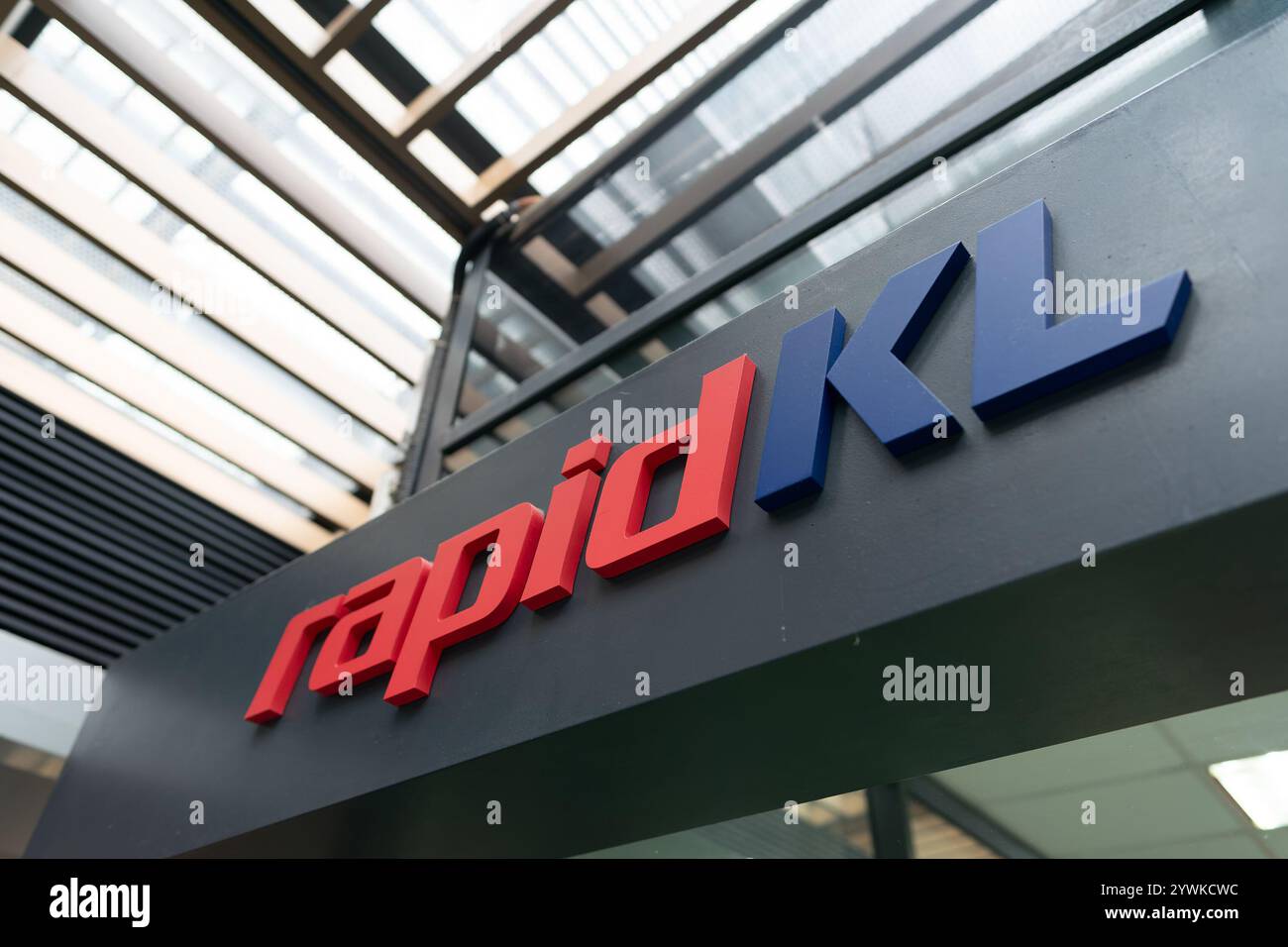 Lrt mrt hi-res stock photography and images - Alamy