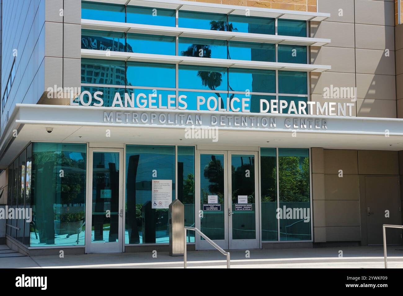 LOS ANGELES, USA - APRIL 5, 2014: Los Angeles Police Department ...