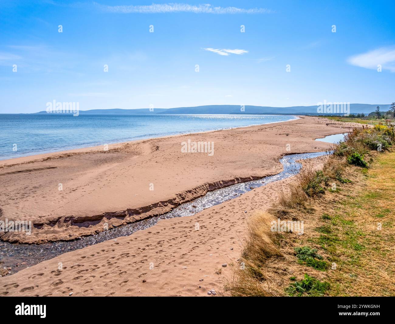 Atlantic Ocean beach at Cabots Landing Provincial Park in Victoria ...