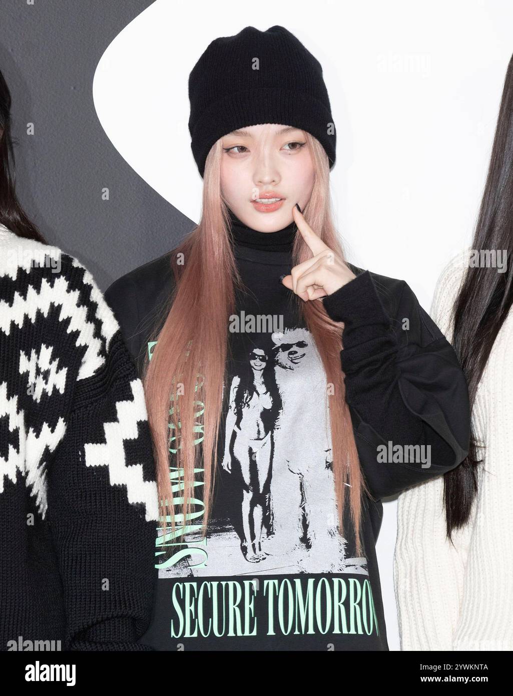 Seoul, South Korea. 11th Dec, 2024. Japanese singer Iroha, member of ...