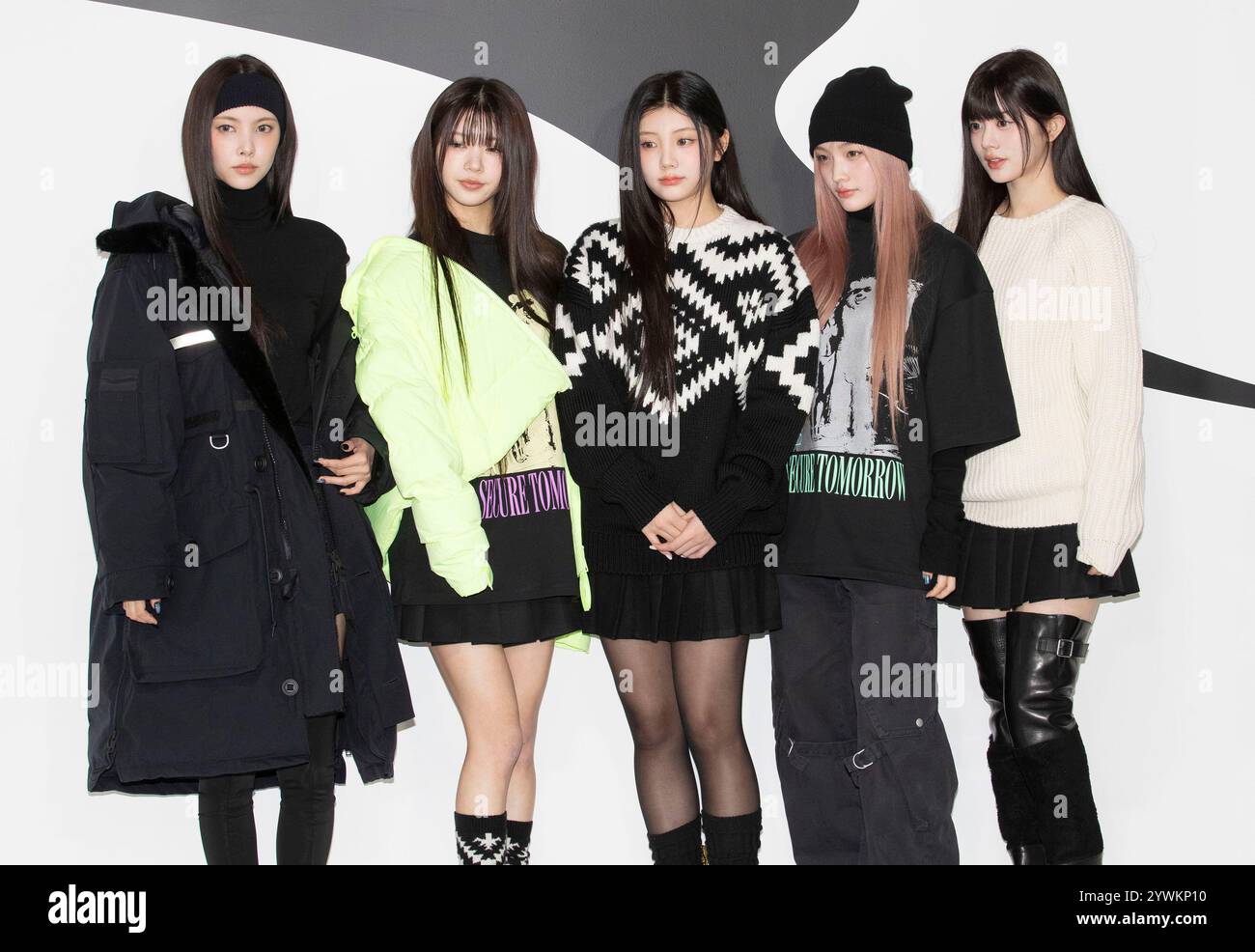 Seoul, South Korea. 11th Dec, 2024. (L to R) South Korean singer Yunah ...