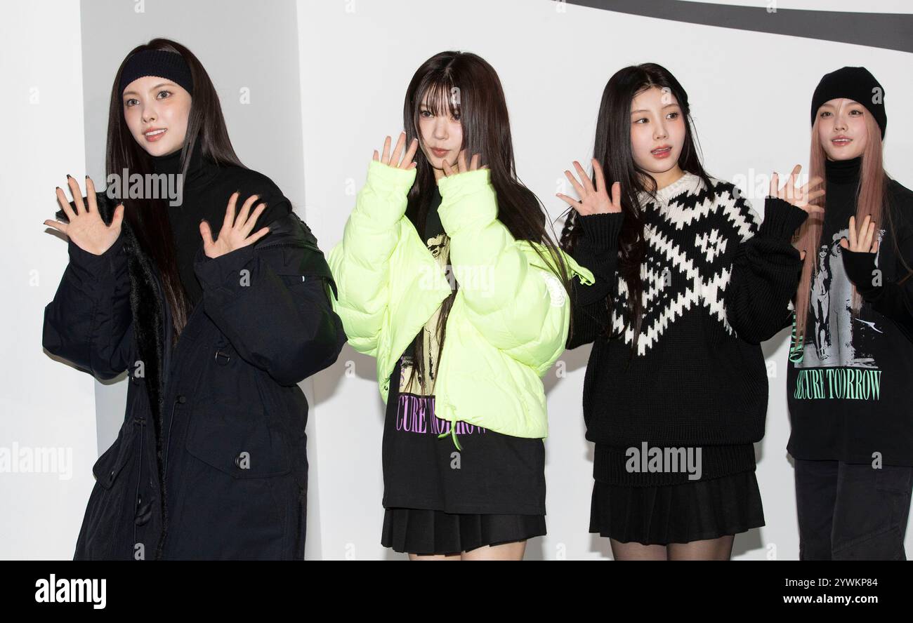 Seoul, South Korea. 11th Dec, 2024. (L to R) South Korean singer Yunah ...