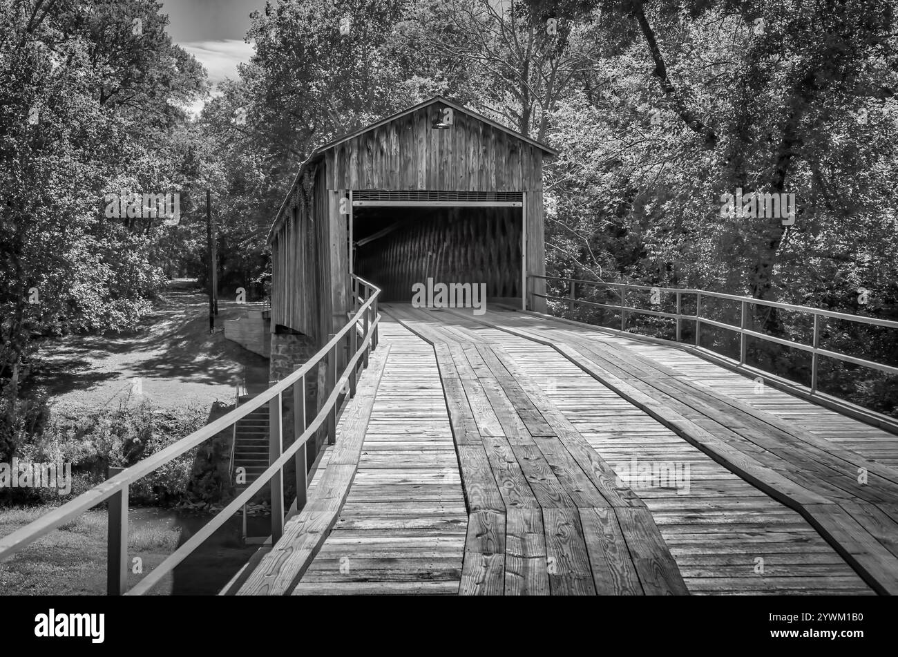 Historic landmark covered bridge hi-res stock photography and images ...