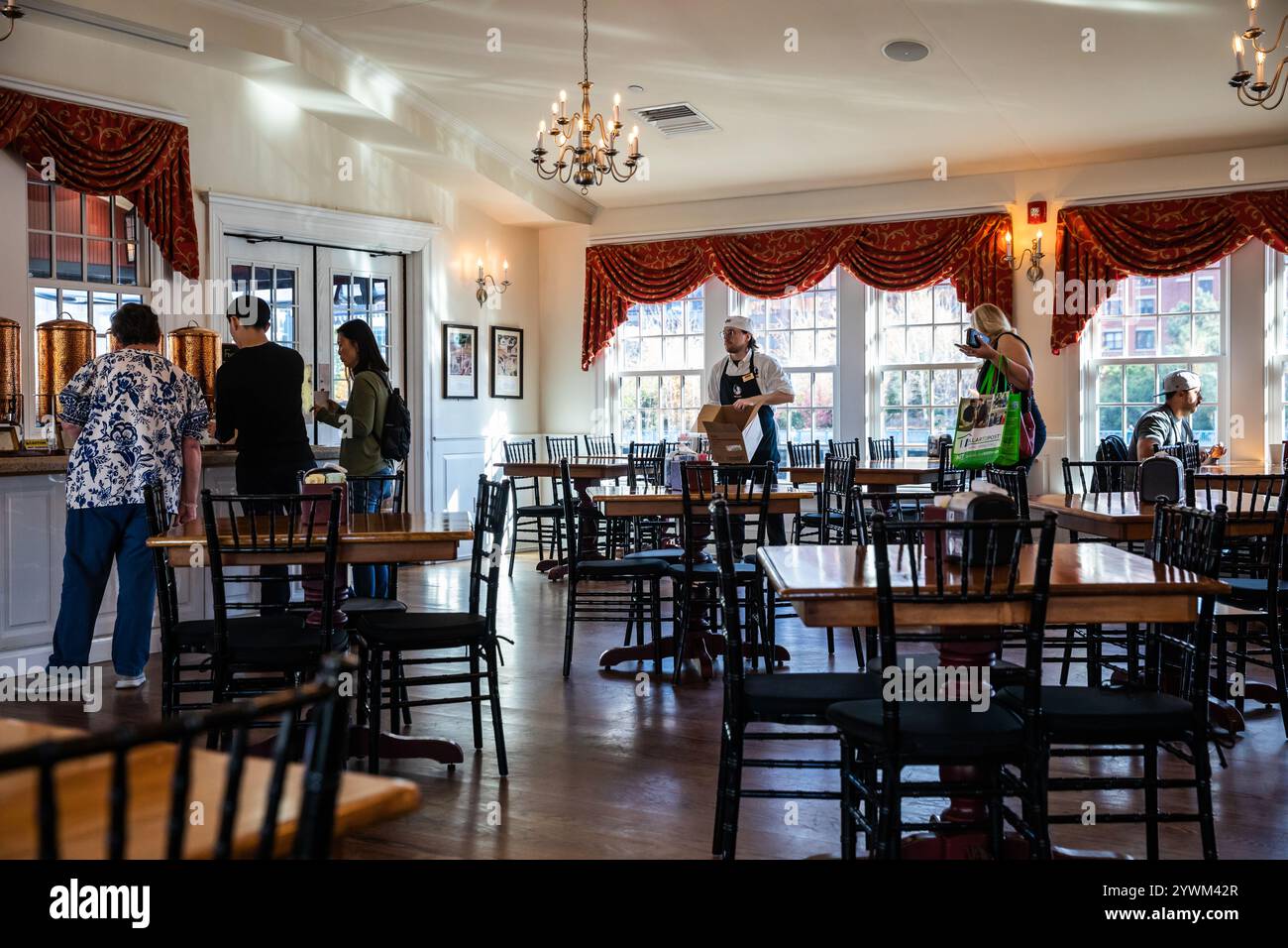 Rise of the tea party hi-res stock photography and images - Alamy