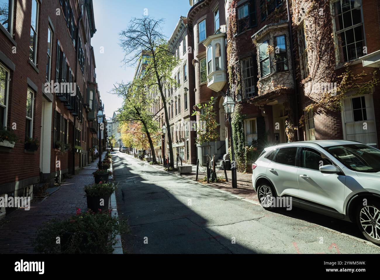 Boston blue bikes hi-res stock photography and images - Alamy