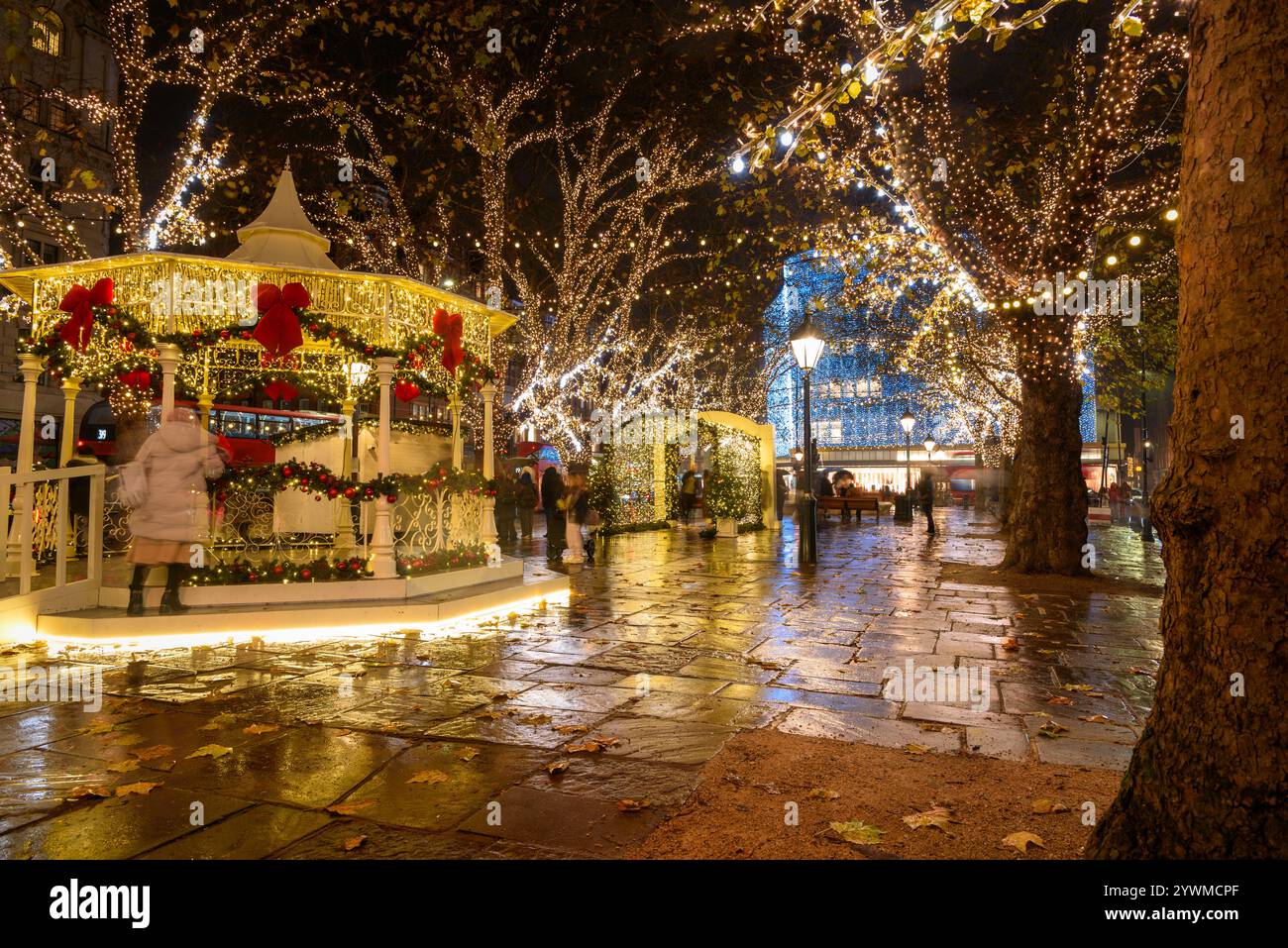 Christmas decorations in Sloane Sqaure in London at night Stock Photo ...