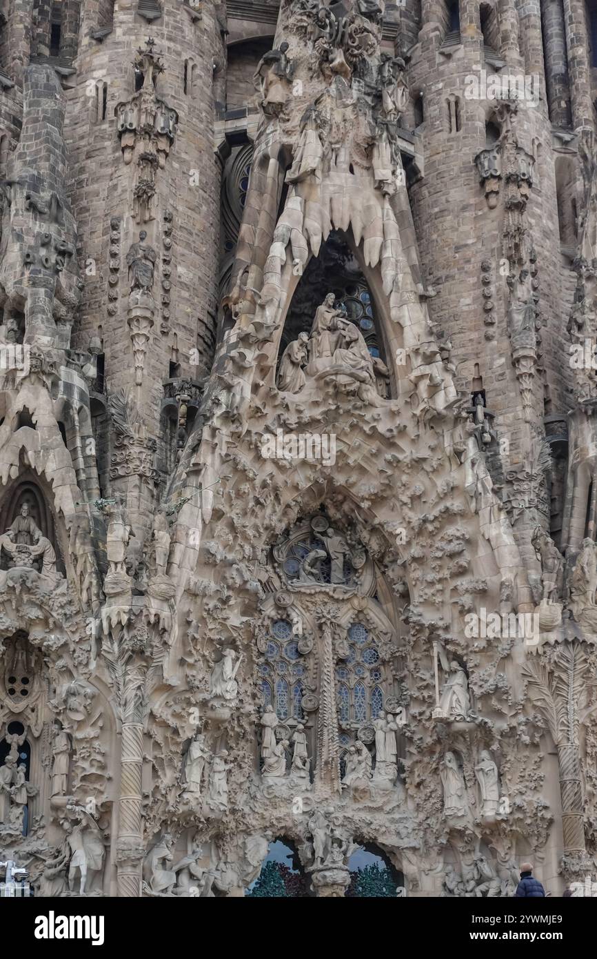 Sagrada Família: Iconic basilica designed by Antoni Gaudí in Barcelona Stock Photo - Alamy