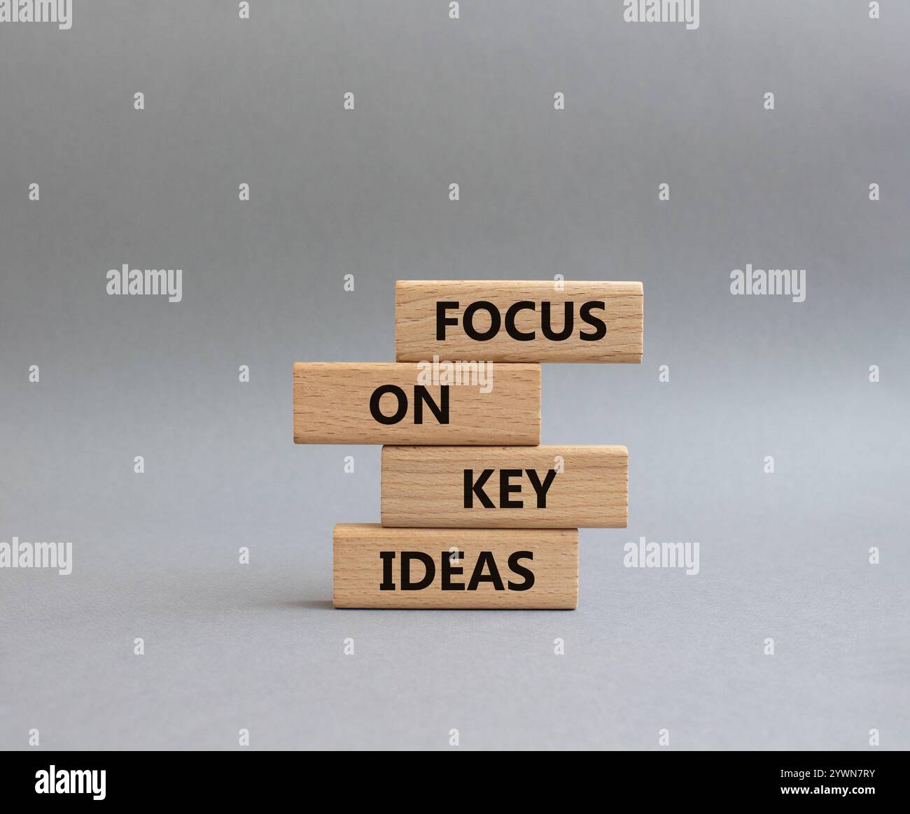 Focus on Key Ideas symbol. Concept words Focus on Key Ideas on wooden ...