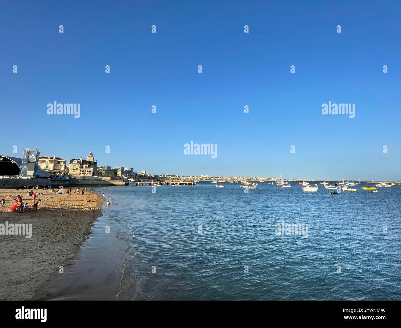 Cascais estoril portugal promenade seafront hi-res stock photography ...