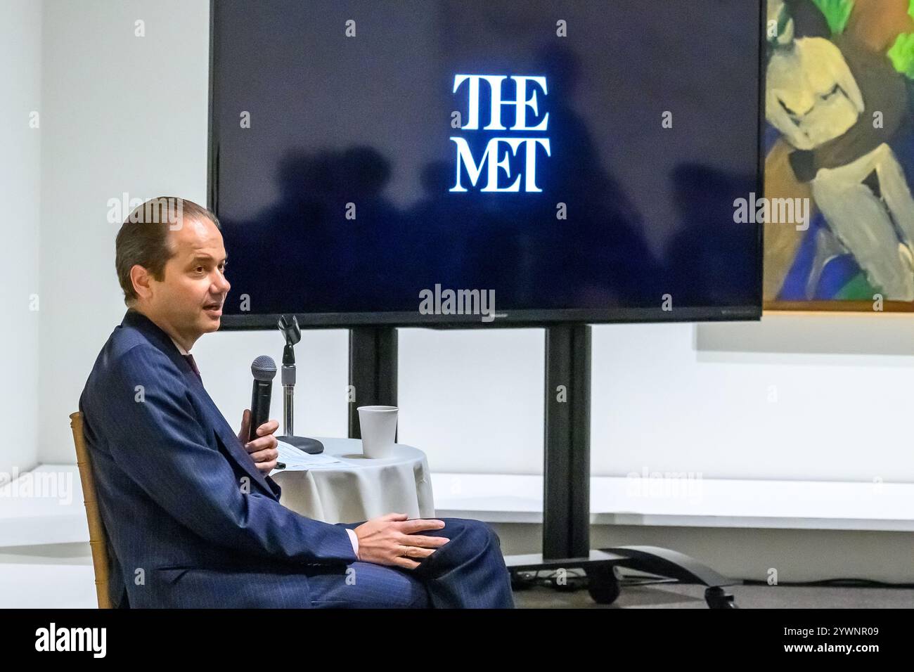 briefing, unveiling, design, Tang Stock Photo - Alamy