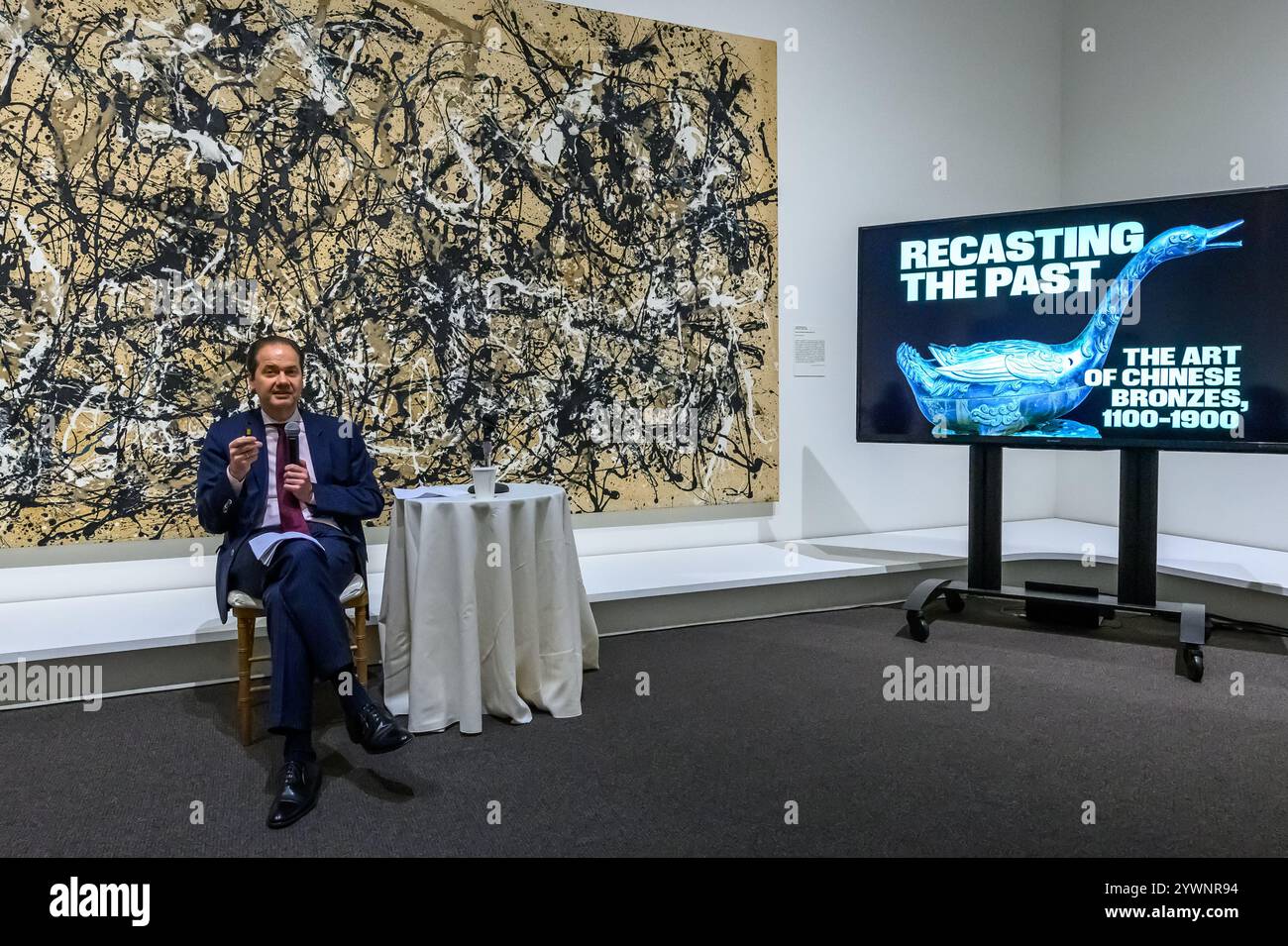 briefing, unveiling, design, Tang Stock Photo - Alamy