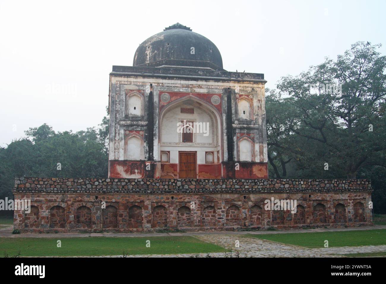 Lakkarwala Burj (aka Lakharwala Gumbad), a 16th-Century Mughal tomb in ...
