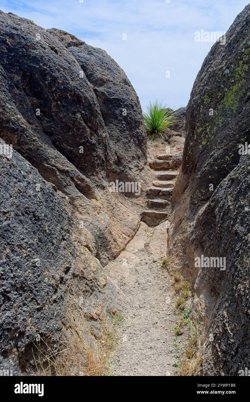 Rock steps upwards through volcanic tuffs and palisades of North Ridge ...