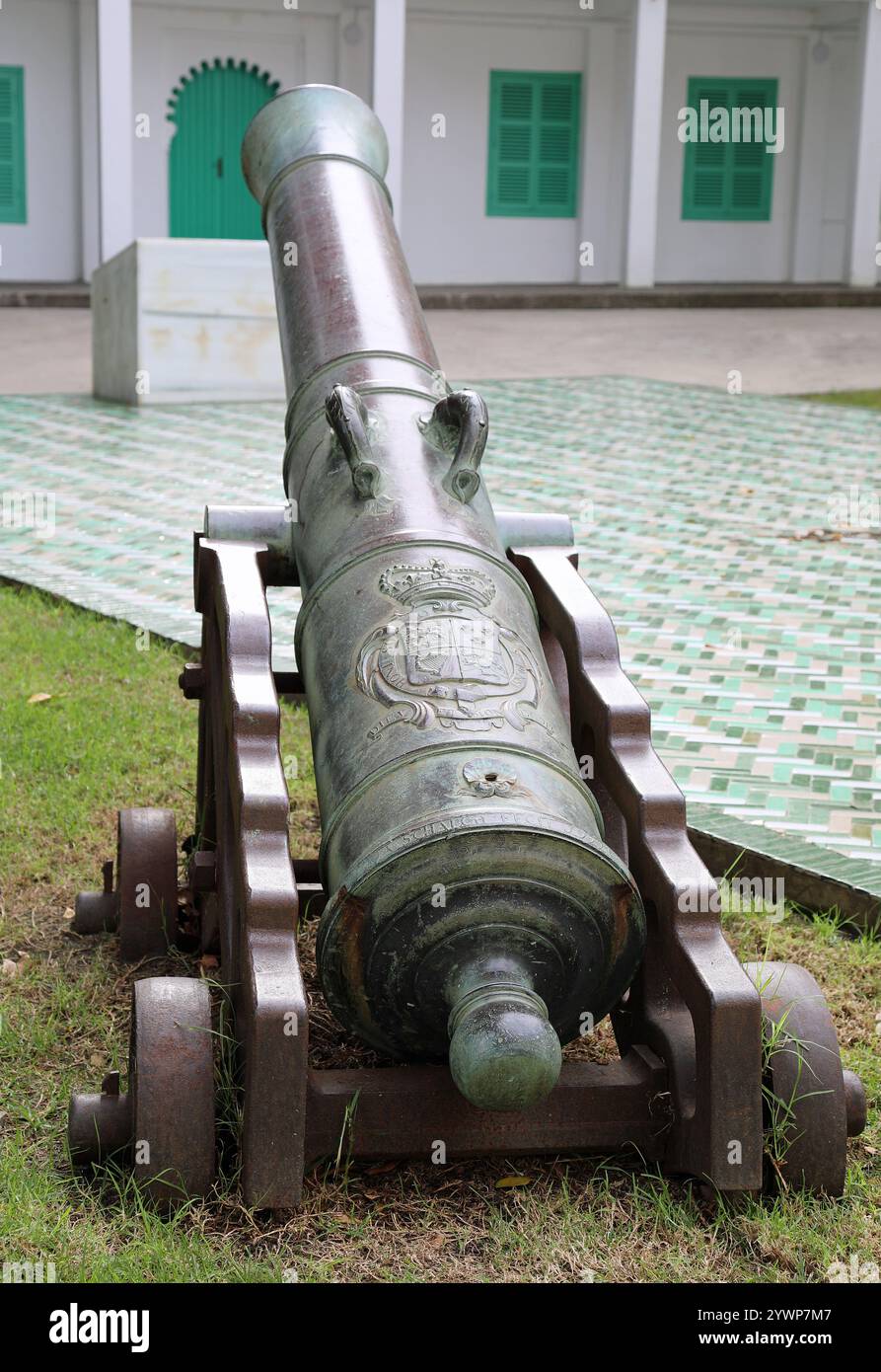 British cannon displayed at the Mendoubia in Tangiers Stock Photo - Alamy