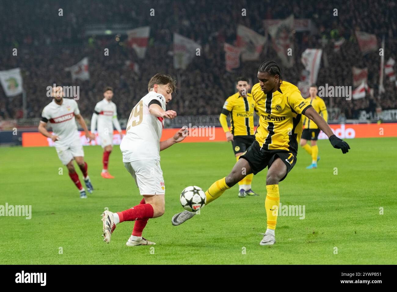 v.li. Anthony Rouault (VfB Stuttgart #29), Joel Monteiro (BSC Young ...