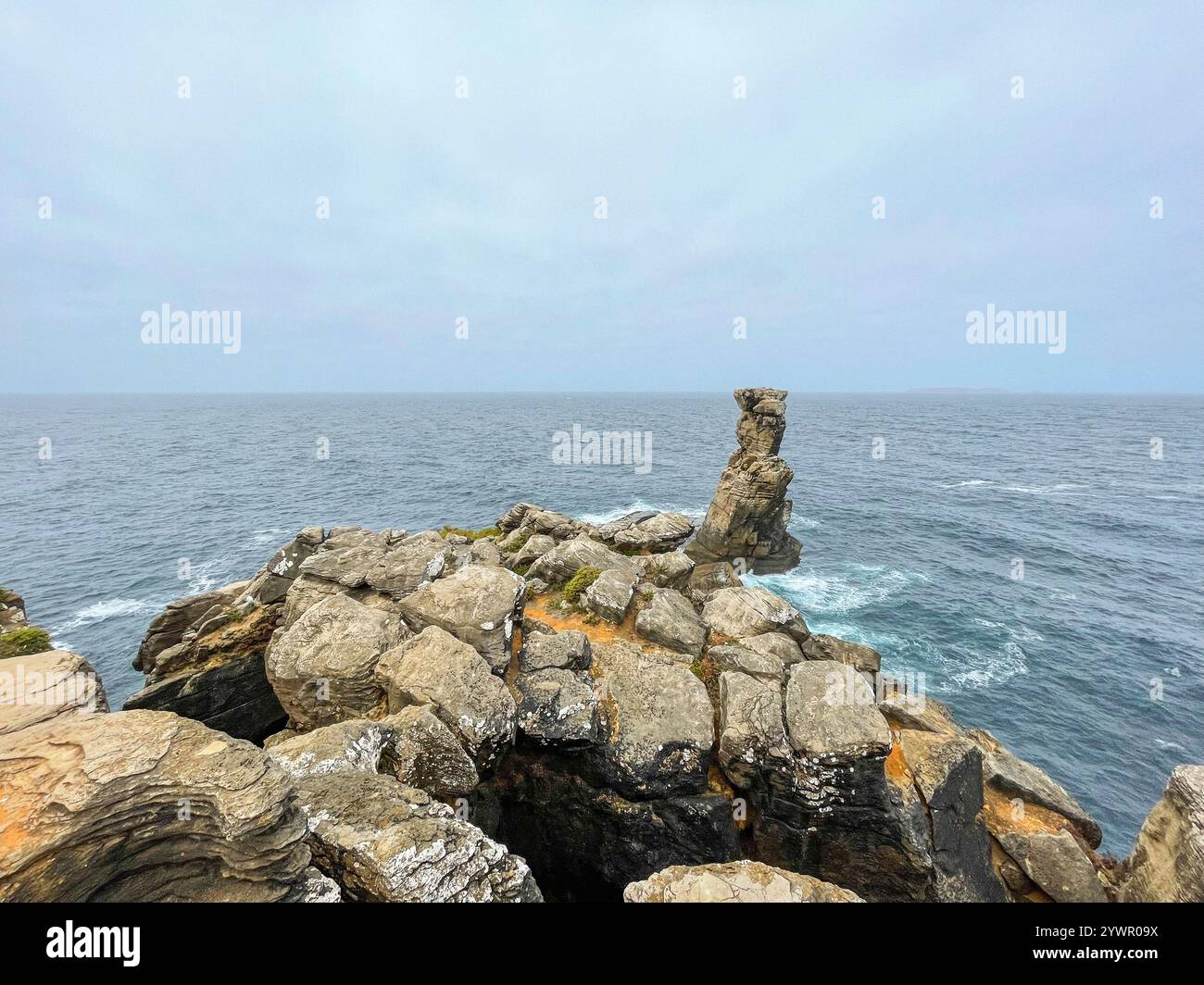 Farol de peniche hi-res stock photography and images - Alamy