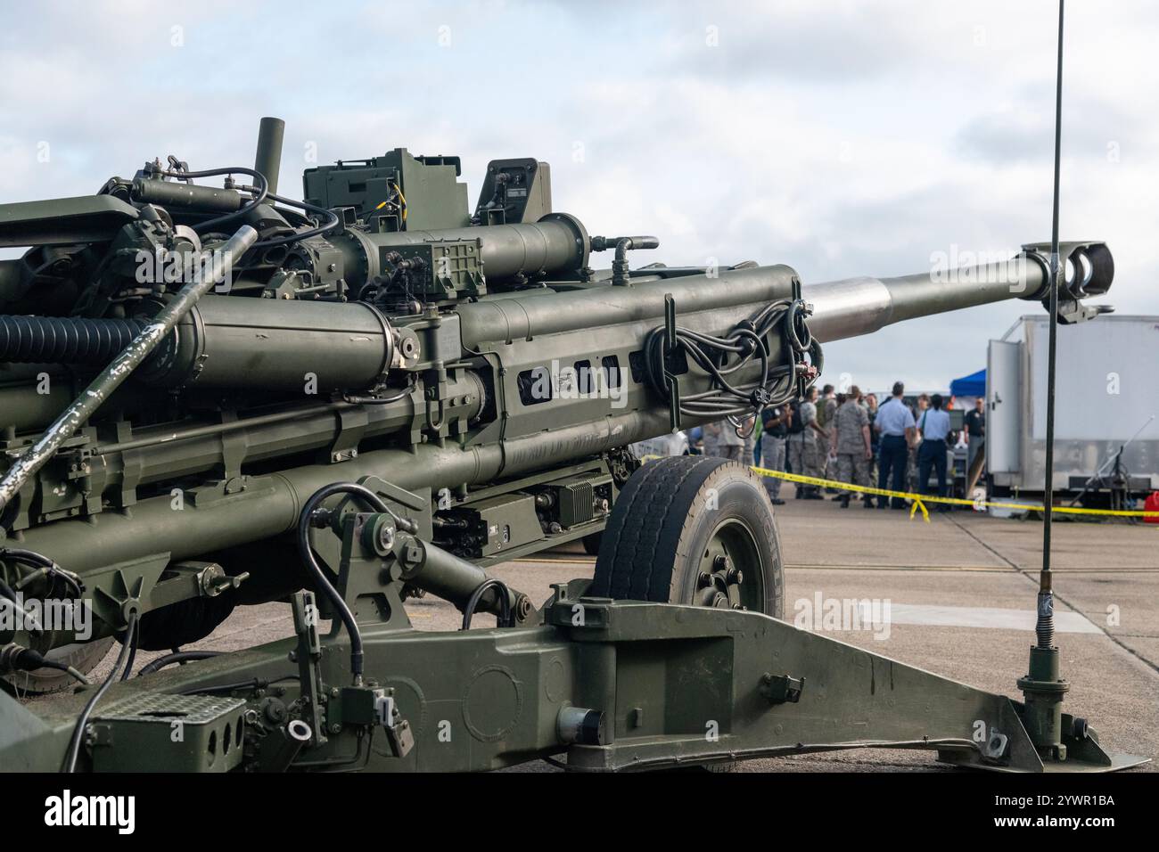 U.S. Military M777 Howitzer Artillery Stock Photo - Alamy