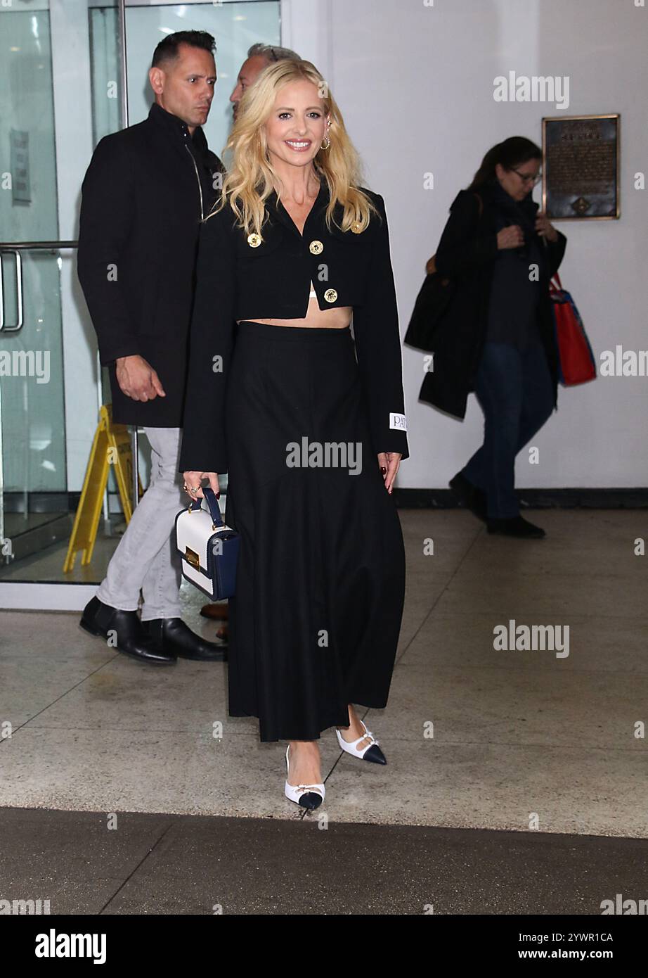 December 11, 2024 Sarah Michelle Gellar on Drew Barrymore Show to talk ...