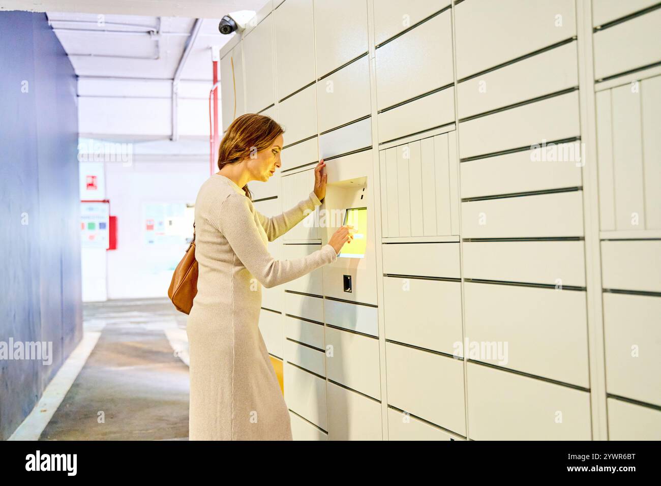 Public storage self facility hi-res stock photography and images - Alamy