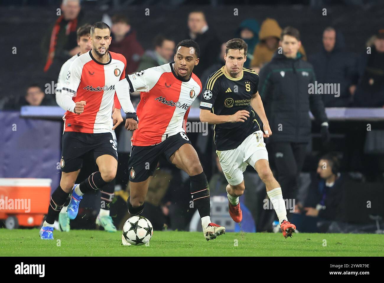 Rotterdam, Netherlands. 11th Dec, 2024. ROTTERDAM, 11-12-2024, Stadium ...