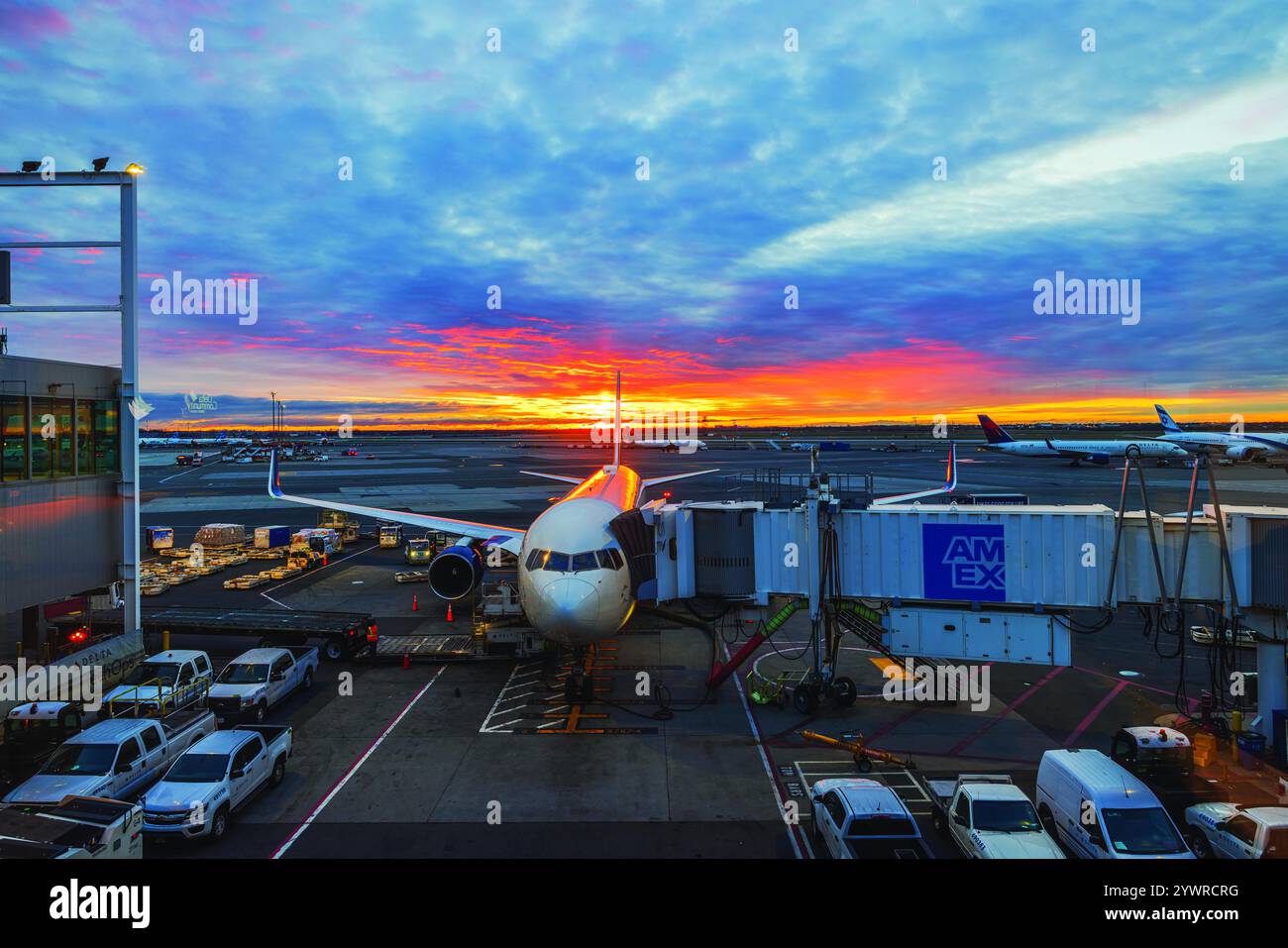 Delta Airlines aircraft at Newark Liberty International Airport ...
