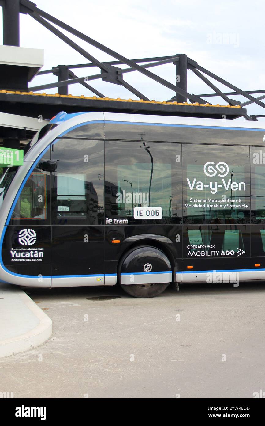 Merida, Yucatan, Mexico - Oct 27 2024: Buses of the Metropolitan ...