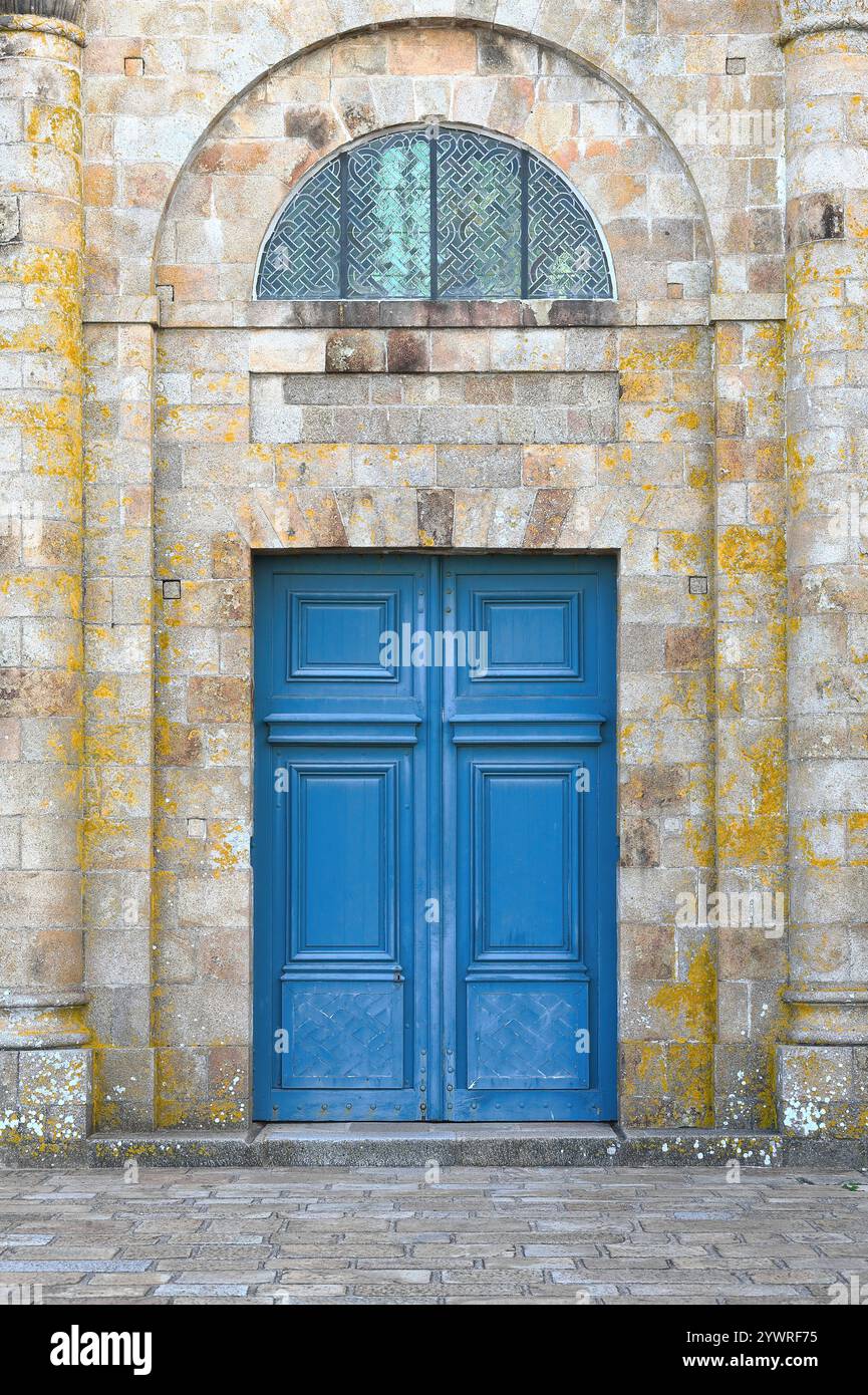 100 NeoClassical blue wood door and semicircular leadlight window, Mont ...
