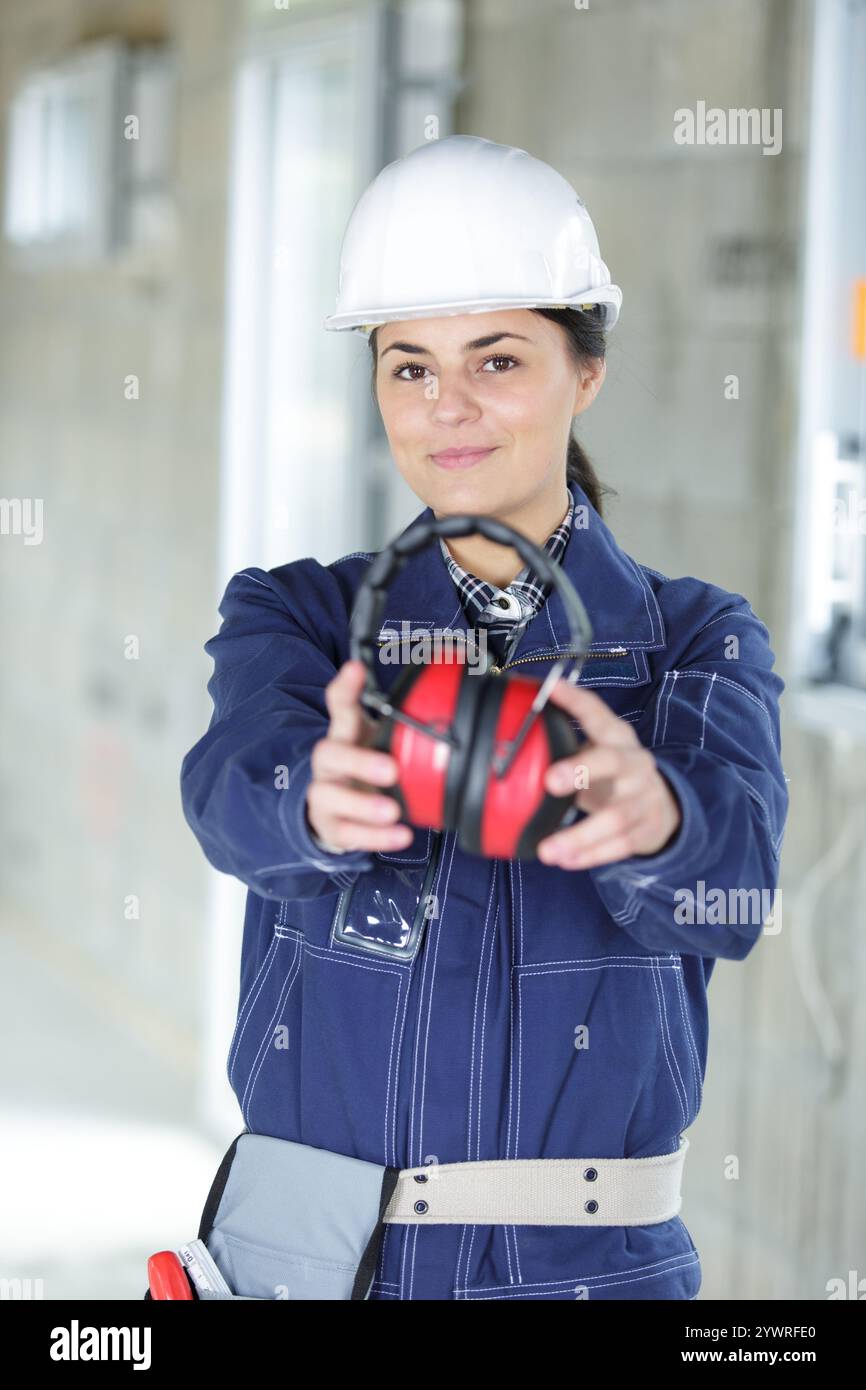Working mother construction site hi-res stock photography and images ...