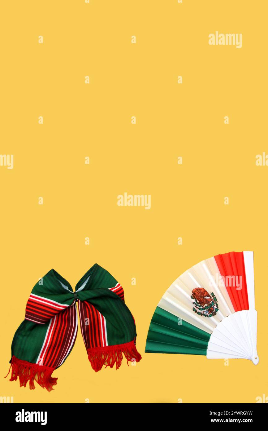 Tricolor fan with the colors of the Mexican flag as a decorative item ...