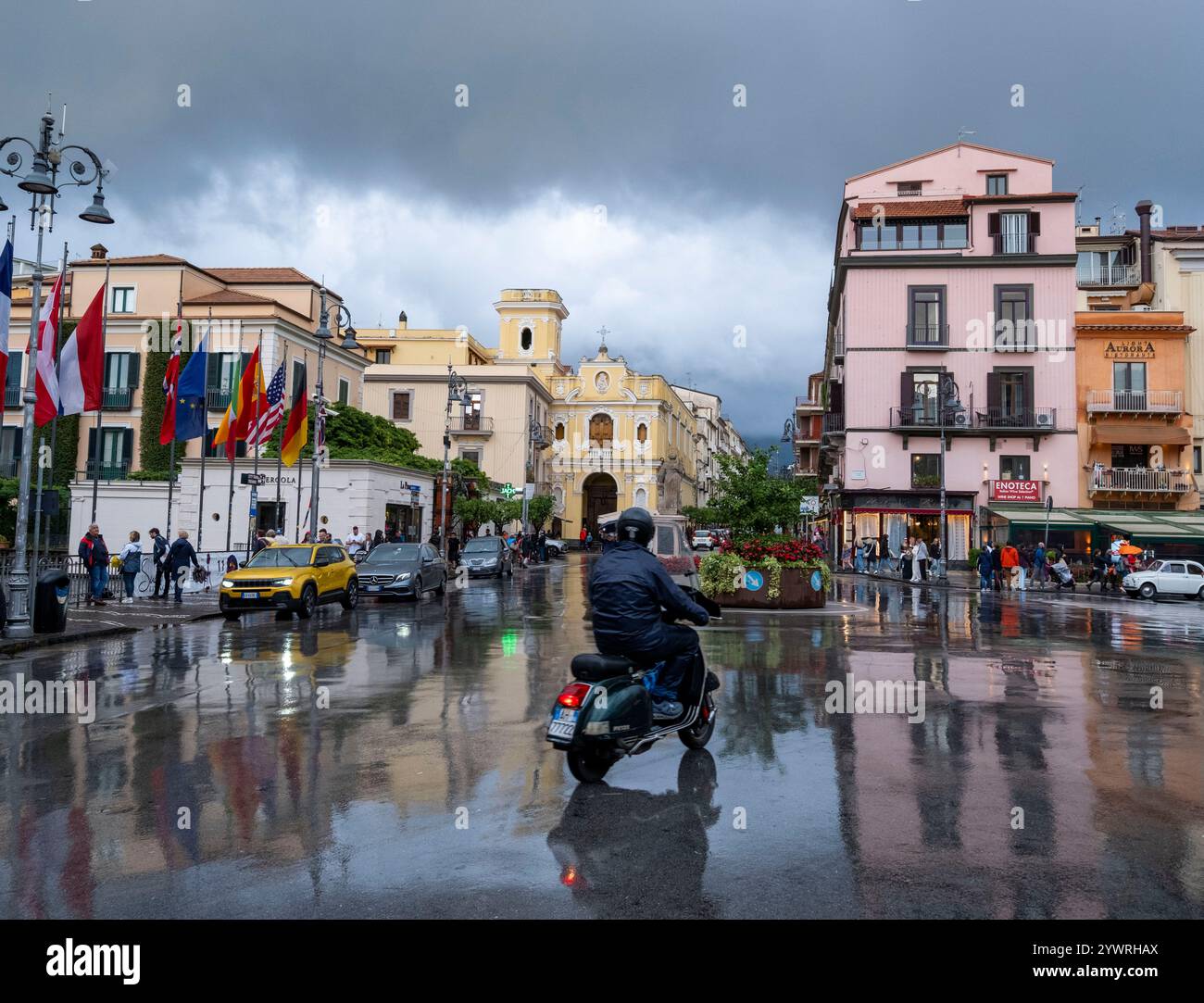Piazza tasso sorrento hi-res stock photography and images - Alamy