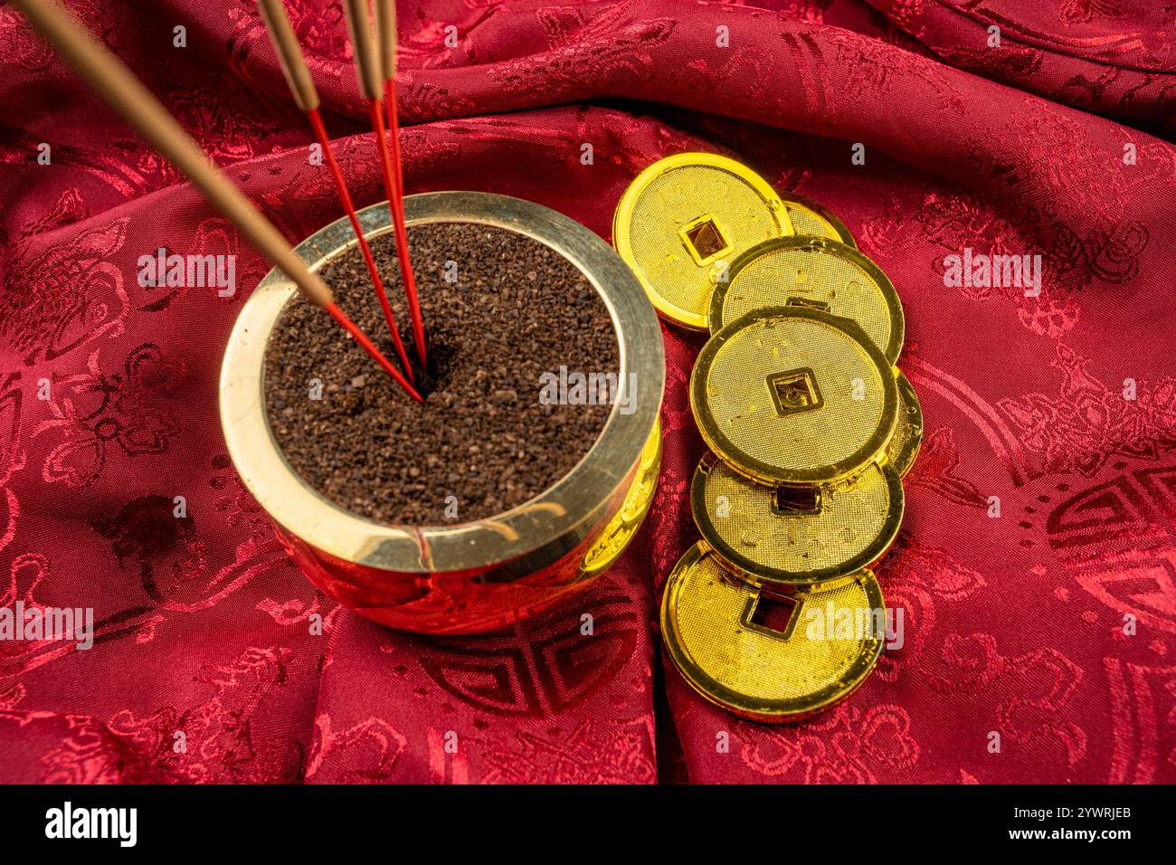 Asian pot cloth hi-res stock photography and images - Alamy