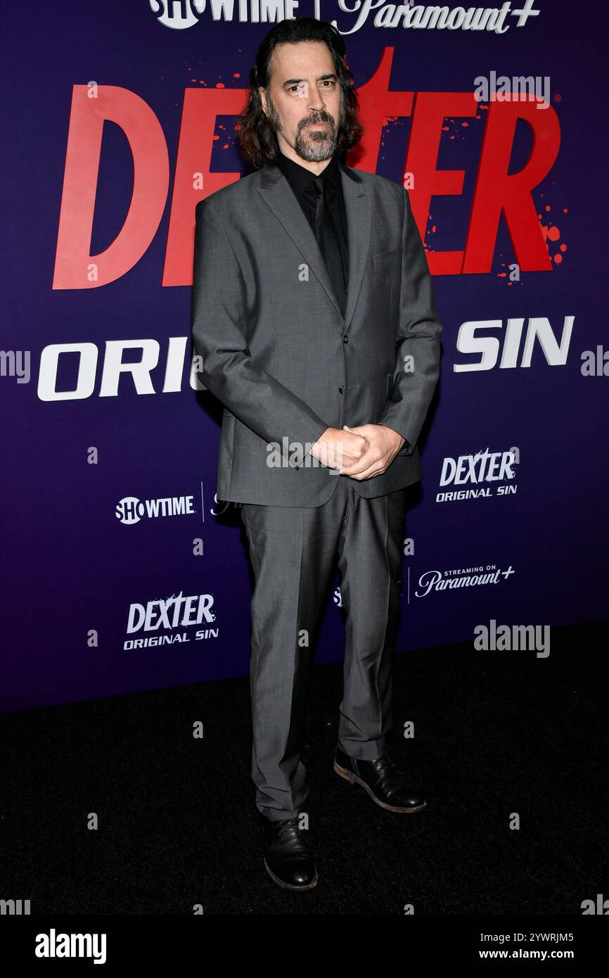 Jeff Daniel Phillips attends the premiere of the Showtime drama series ...