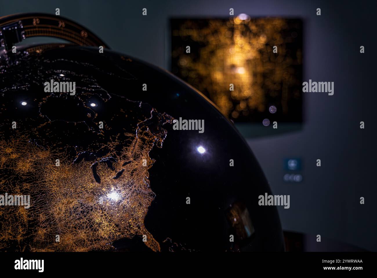 Large-scale globe and panel with traditional Wajima lacquerware ...
