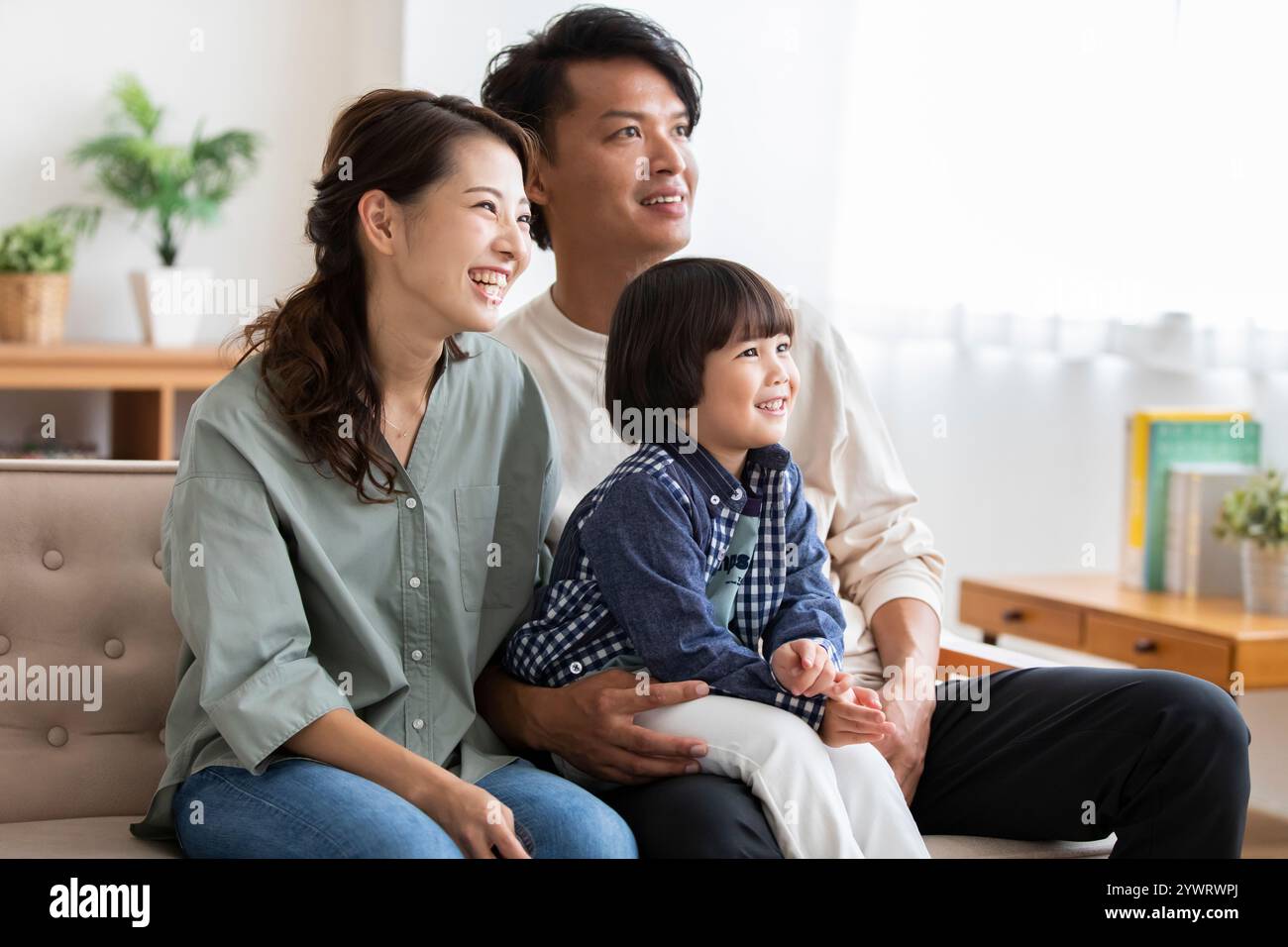 Japanese family living hi-res stock photography and images - Alamy