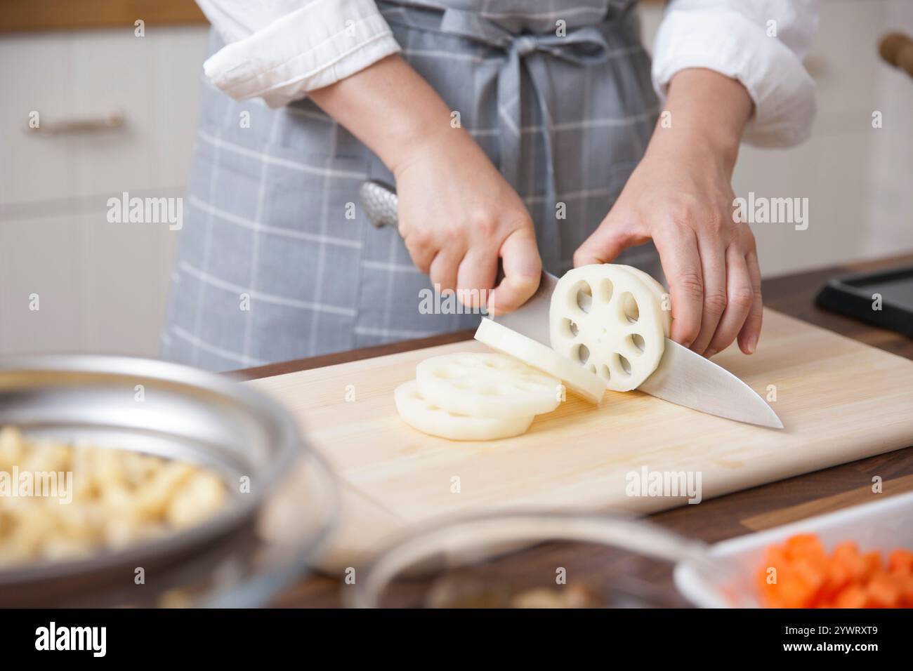 Soy beans japanese woman hi-res stock photography and images - Alamy