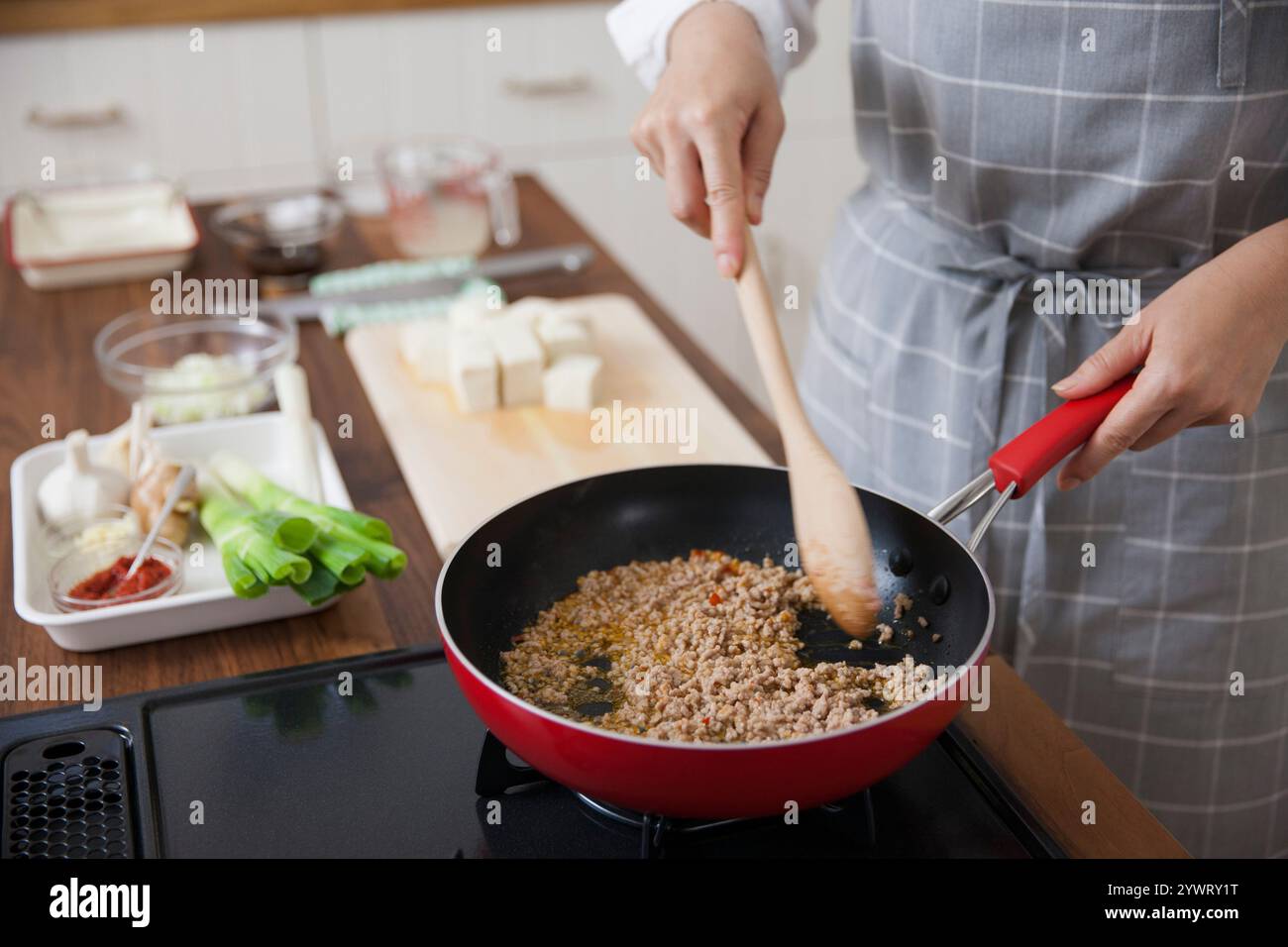 Woman pan hi-res stock photography and images - Alamy