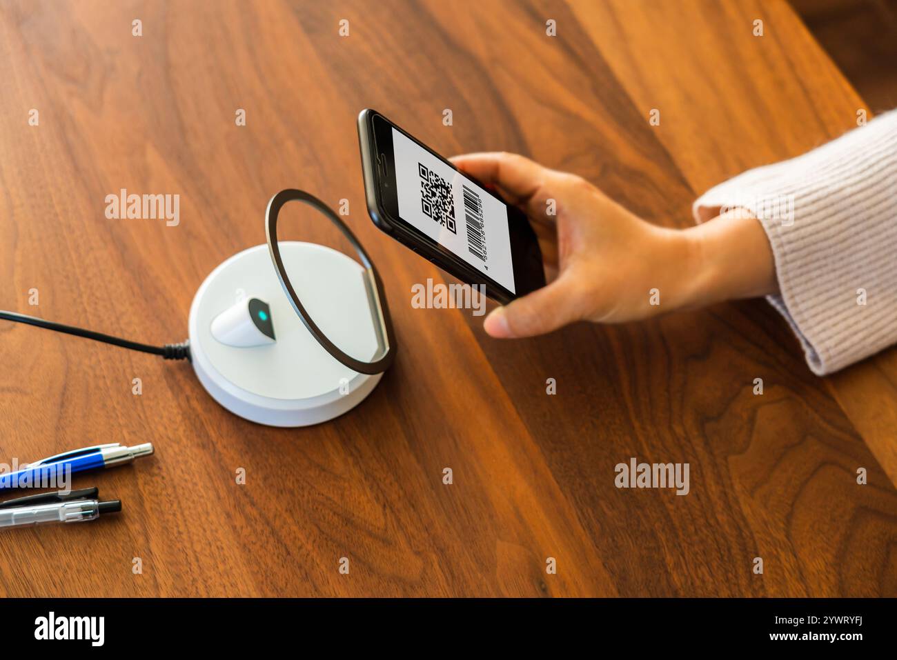 Smartphone payment, cashless, QR code payment, barcode, Pay, mobile ...