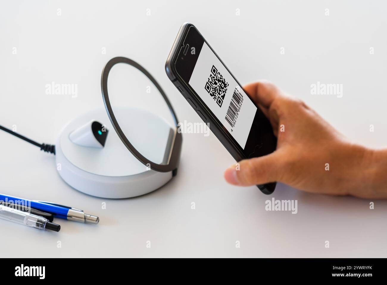 Smartphone payment, cashless, QR code payment, barcode, Pay, mobile ...