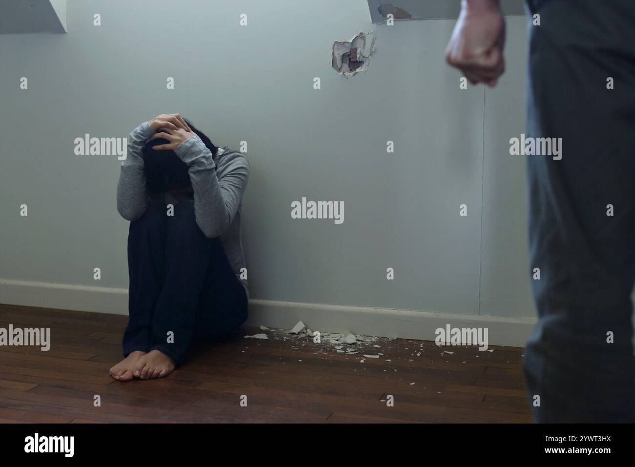 Violence negative hi-res stock photography and images - Alamy
